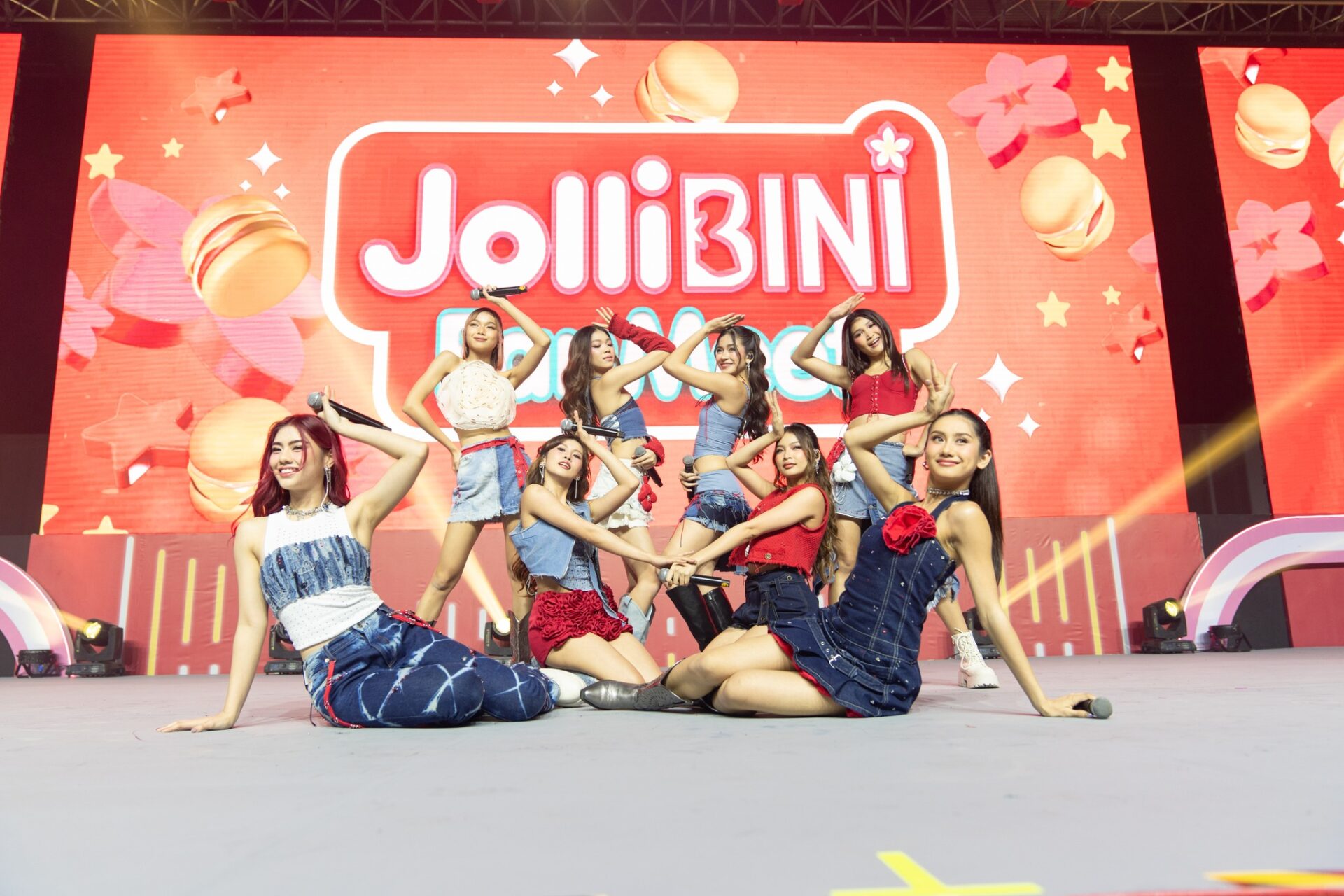 A Core Memory For Blooms at the JolliBINI Fan Meet