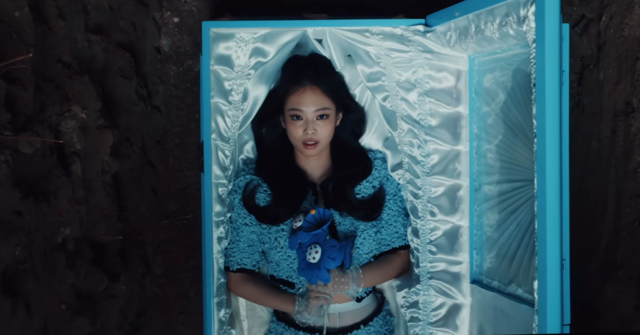 Jennie And Dominic Fike's "Love Hangover" Debuts On The Hot 100